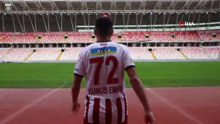 Yunus Emre Konak resmen Brentford’ta!