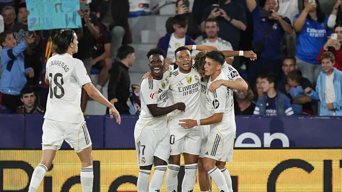 Başakşehir’den Kylian Mbappe paylaşımı!