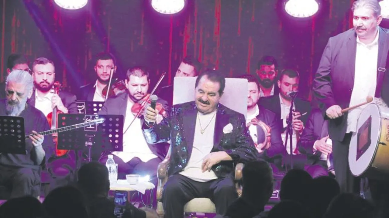 İstanbul’da bir mekanda sahne alan İbrahim Tatlıses renkli ...