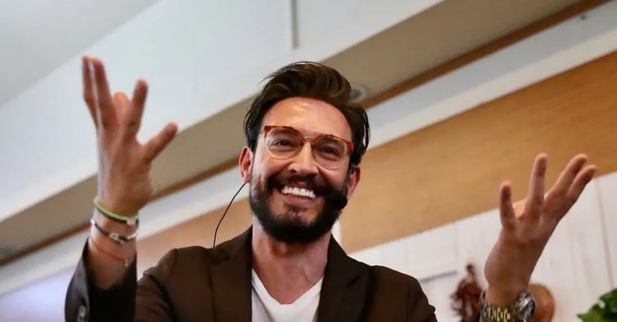 MasterChef’in İtalyan şefi Danilo Zanna eski eşiyle yeniden bir arada ... MasterChef’in İtalyan şefi Danilo Zanna eski eşiyle yeniden bir arada ...
