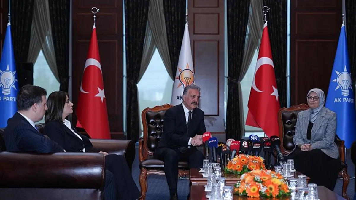 AK Parti’de siyasi partiler arası bayramlaşma: MHP, HÜDA PAR, Anavatan ...