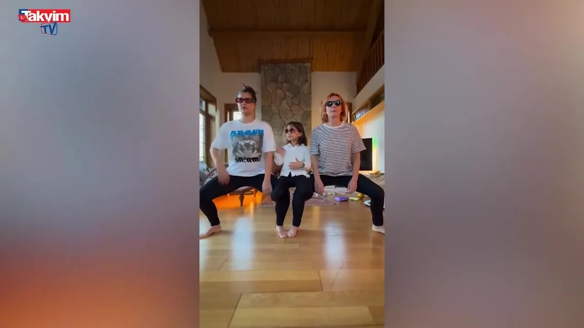 Şarkıcı Atiye’den dans şov! | Takvim TV