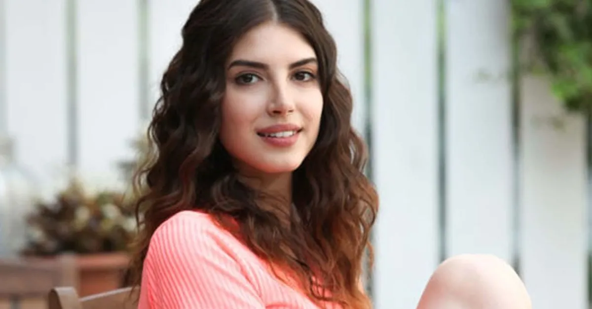 S z Dizisi Oyuncusu Deniz Baysal Hakk nda Hayranlar n a rtacak Haber s-z-dizisi-oyuncusu-deniz-baysal-hakk-nda-hayranlar-n-a-rtacak-haber